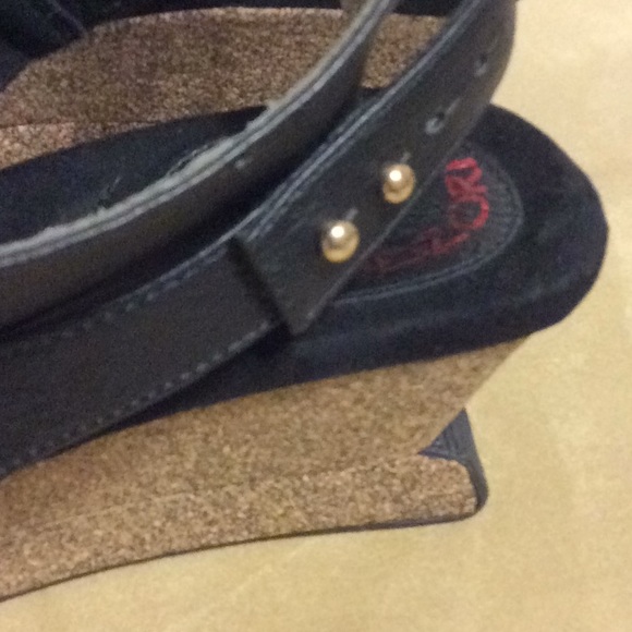 modzori | Shoes | Modzori Shoe That Converts To Black Or Gold Nwot ...